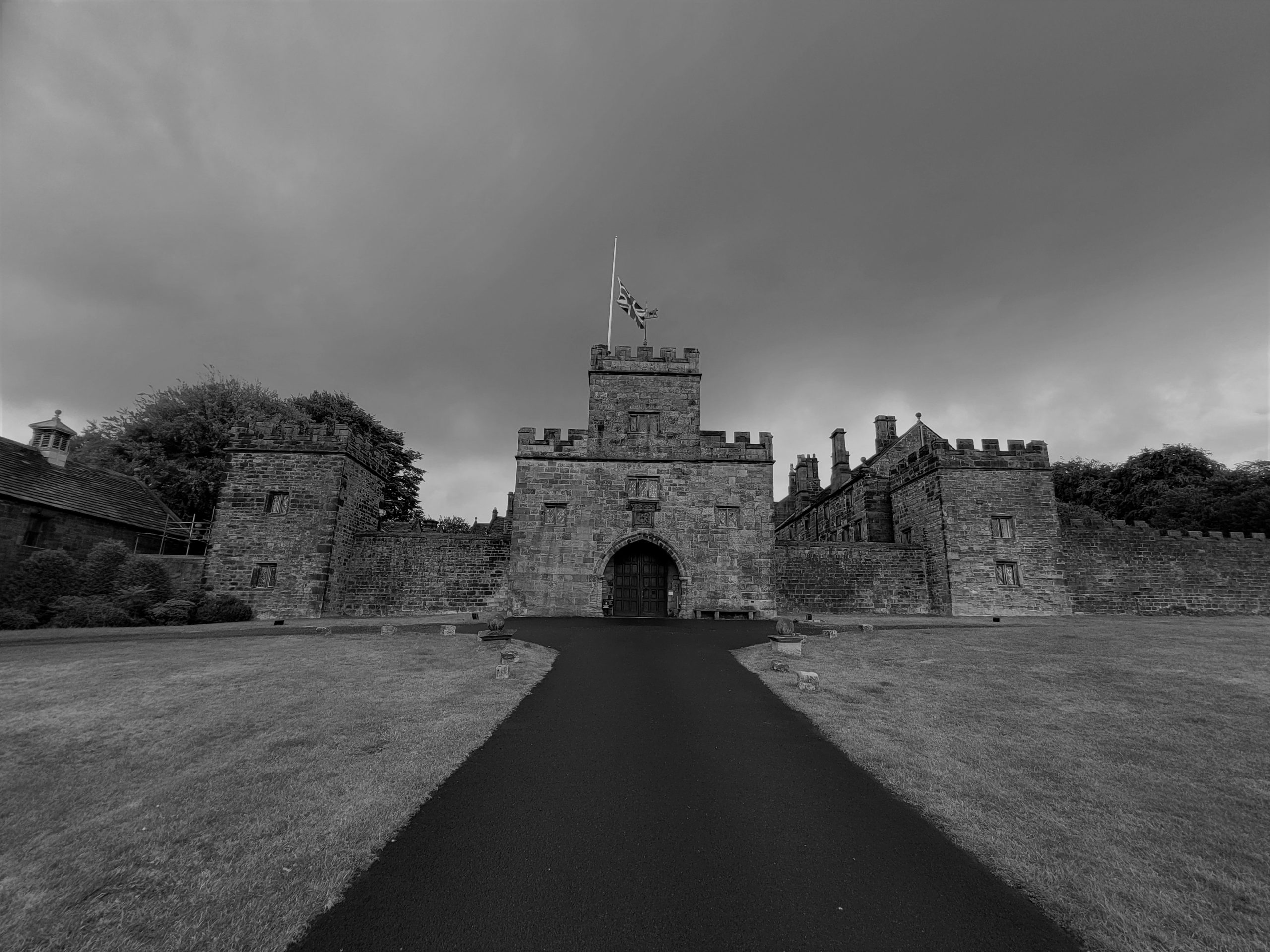 Haunted House-On-The-Hill Offers Winter Ghost Tours - Hoghton Tower